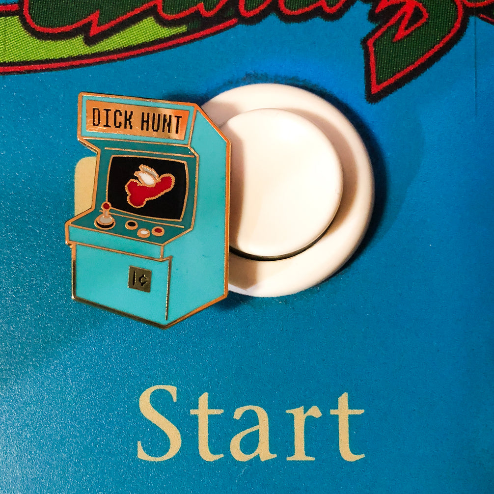 Dick Hunt pin – GAYPIN'