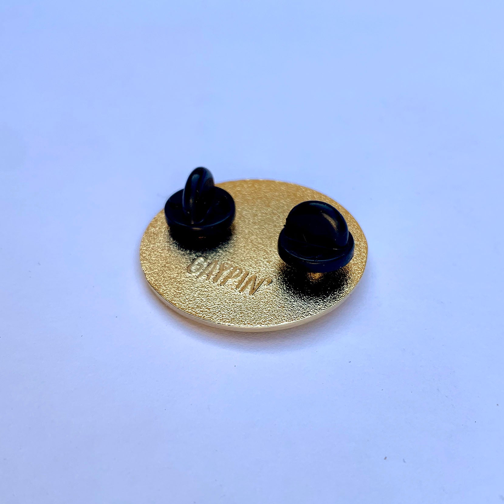 Inclusive Pride Resist Fist pin – GAYPIN'