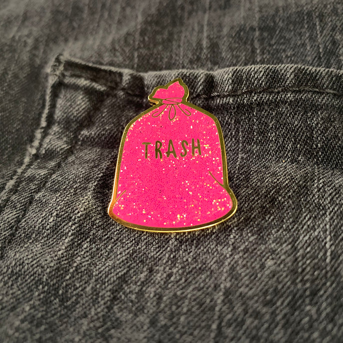 Trash pin – GAYPIN'